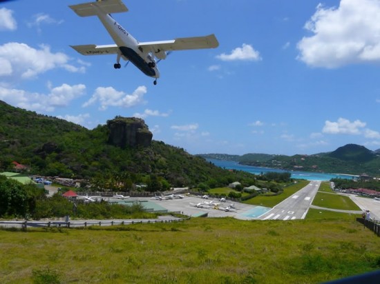 Top Ten Scariest Airport Runways In The World