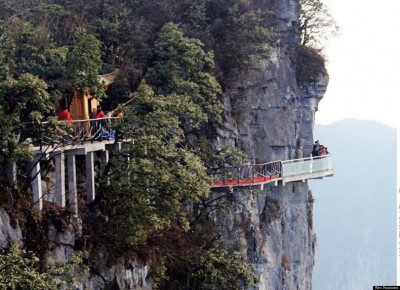 China Mountain Glass Walkway - Are You Brave Enough To Walk It?