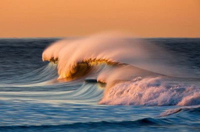 Gorgeous Long Exposure Photographs Of Golden Waves
