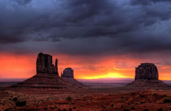 Amazing Nature - Monumemtal Valley