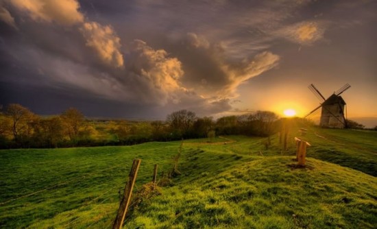 Amazing Photography 10 Picturesque Windmills
