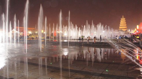 10 Of The Most Spectacular Water Fountains From Around The World