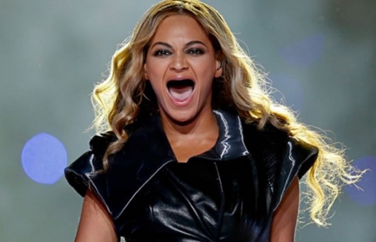 21 Toothless Celebrity Pictures Will Have You In Tears Of Laughter