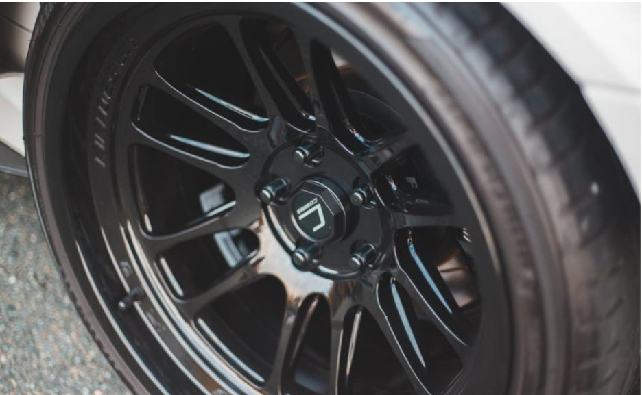 3 Key Signs You Need a New Tire Rim